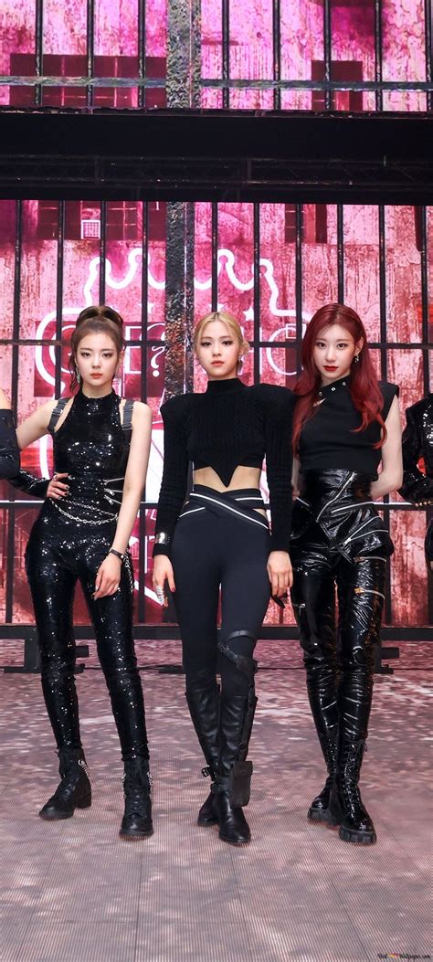 Members Of South Korean Girl Group Itzy 2k Wallpaper Download