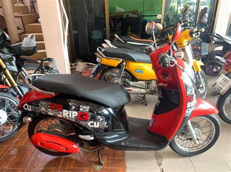 🎉🎉 🙏🏻ปิดการขาย🙏🏻 รถhonda Scoopy ปี 54 สีแดง ดำ สตาร์ทมือ สภาพสวยใส เดิมๆ ชุดสีสวยมาก แทบไม่มีรอย