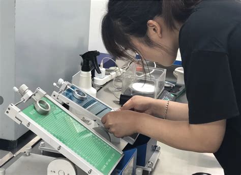 Pvc 자동 접착 비닐 스티커 자동차 포장 비닐 Buy 자체 접착 비닐 롤비닐 종이pvc 자체 접착 비닐 Product