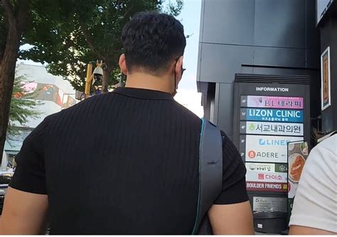 나 혼자 싸거든 On Twitter 뭔 떡대형이여 했는데억