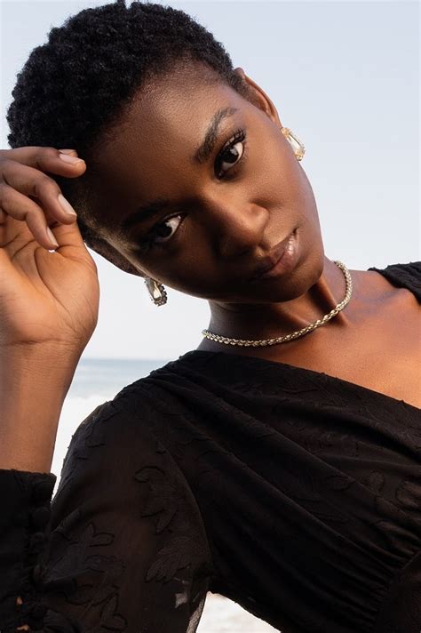 Vanessa N Quest Artists Models