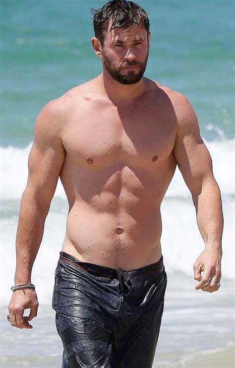 Chris Hemsworth Shirtless Liam Hemsworth Shirtless Men Pretty Men