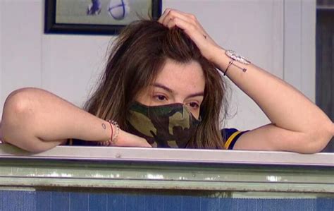 اختلاف دختران مارادونا با مسی شایعه😳 طرفداری