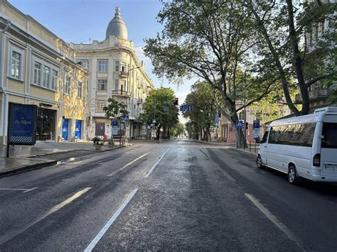 До уваги водіїв на вулиці Катерининській змінили організацію дорожнього руху схема фото