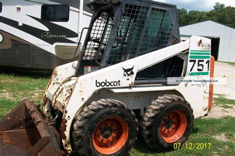 Bobcat 751 Loader 60 Inch Smooth Bucket