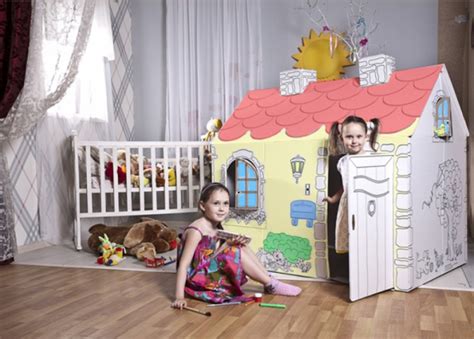 Як зробити будиночок з картону своїми руками