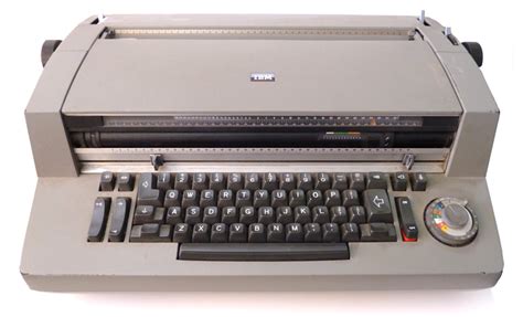 IBM Electronic Selectric Composer R Typewriters