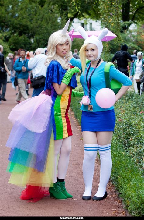 Dress Like Fionna The Human From Adventure Time Diy Costume And Outfits Guide Adventuretime