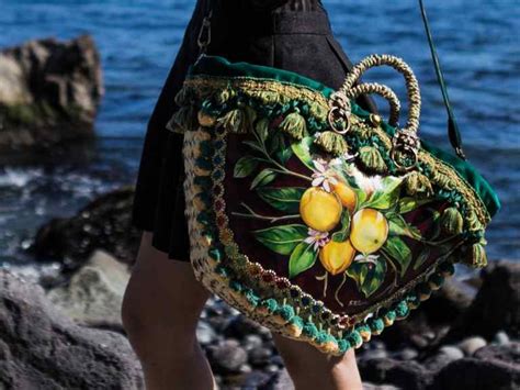 Coffa Siciliana La Storia I Materiali E Le Sue Decorazioni