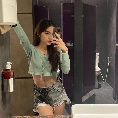 Pretty Girls And Outcalls In Batam