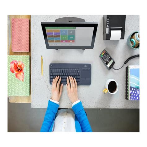 Logitech K400 Plus Wireless Keyboard Danish Finnish Norwegian Swedish