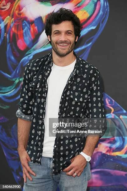 Yeux Clairs Photos And Premium High Res Pictures Getty Images