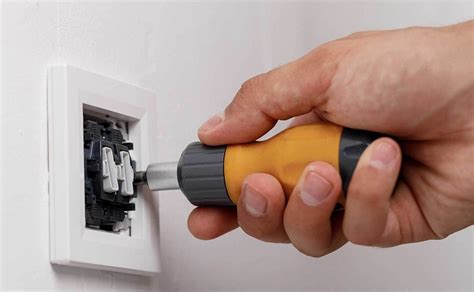 How To Troubleshoot A Faulty Light Switch Quick Spark