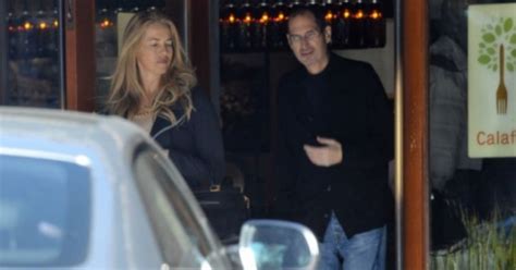 11조 유산 스티브 잡스 부인 전 워싱턴 시장과 염문설