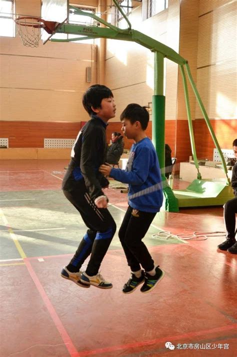 阳光体育伴我成长我区举行2017年中小学生跳绳踢毽子比赛