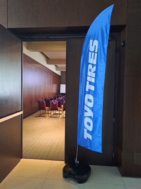 Sassi Gomme Toyo Tires Piu Le Stradi Sono Tortuose E Piu Hai