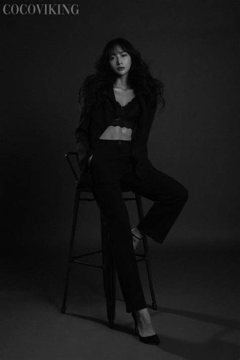 빠른 저장에 있는 Chldmsrud님의 핀 여성 정장 패션 모델 포즈 스튜디오 포즈