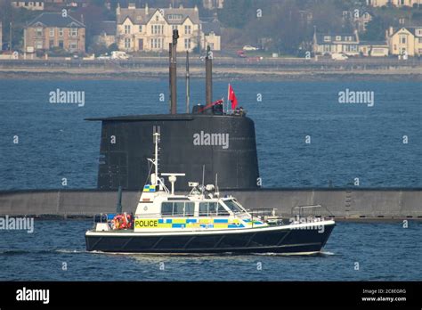Tcg Burakreis S359 A Gür Class Submarine From The Turkish Navy Being