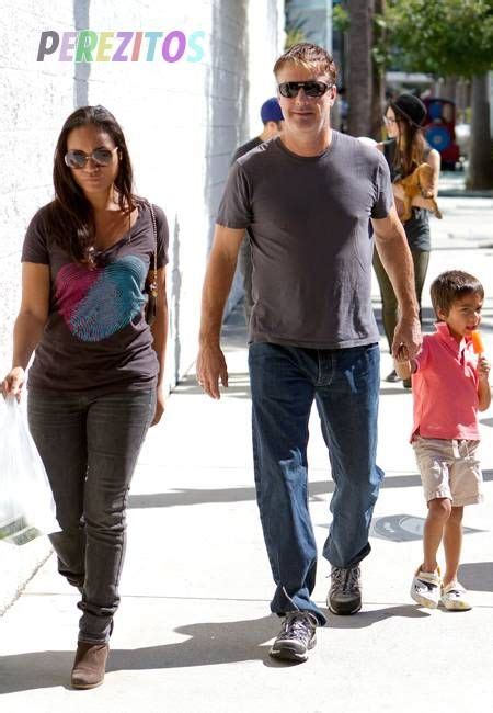 Best 12 Chris Noth With His Wife Tara Wilson And Their Son Orion