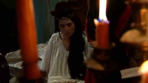 მარიამ დედოფალი Youtube