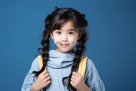 可爱漂亮的小女孩高清图片下载 正版图片600620853 摄图网