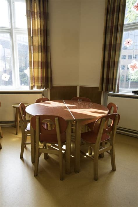 Cozy Classroom Corner With Round Table And Wooden Chairs Stock Image Image Of Colorful