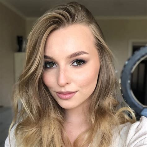 Lika Stepanyuk Threads Say More