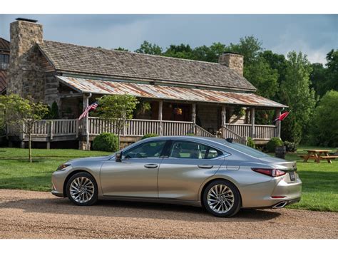 2020 Lexus Es Hybrid Pictures Us News