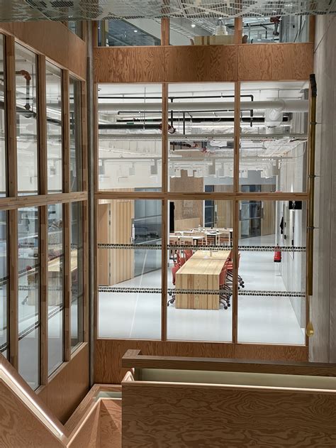 Contact — Quantum Scopes