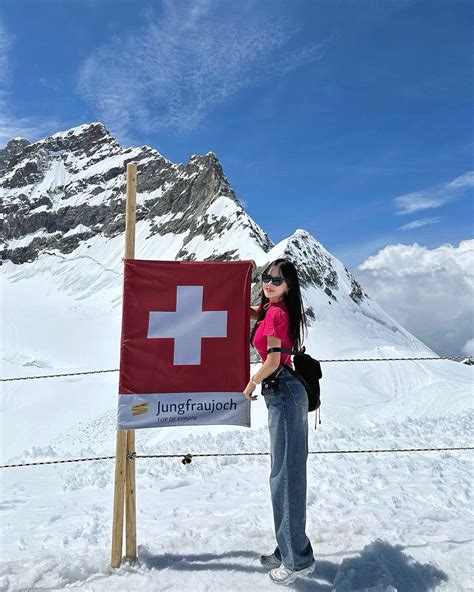 ʏᴇꜱᴏʟ ღ ꜱꜱᴏʟꜱᴅᴀʏ 예소리 ღ 쏠스데이 스위스와서 날씨 좋아야했던 이유🩵 융프라우 고산병약까지 챙겨먹고 원없이 즐기다왔다🏔️ 패딩을 입어야하나 걱정 많이