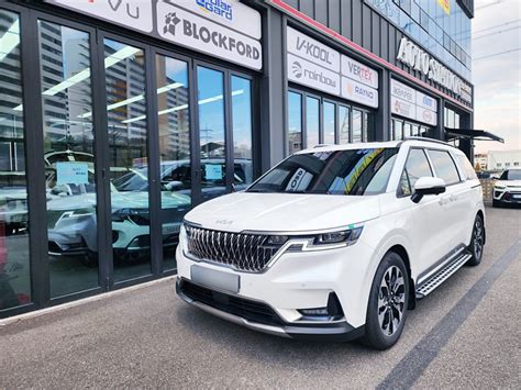 4세대카니발ka4 스노우화이트펄 차량에 브이쿨k 썬팅을 시공했을 때 네이버 블로그