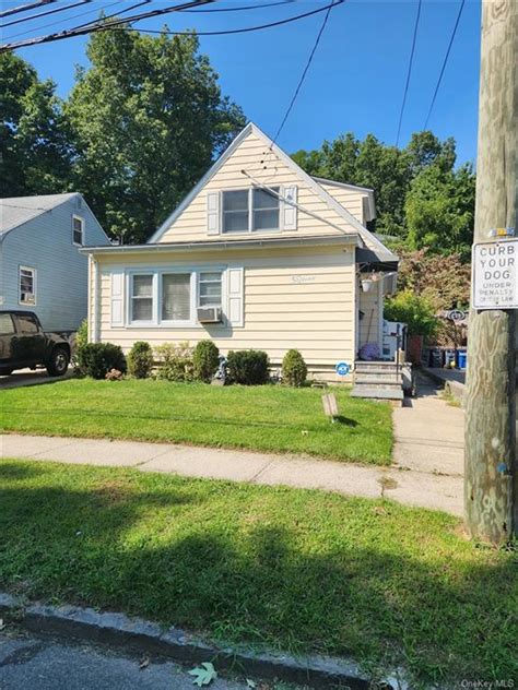 15 Hardy Place Yonkers Ny 10703 Compass