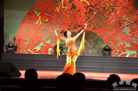 兼葭舞兼葭怎么读 随意云
