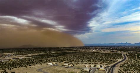 Drone Pilot Captures Dramatic Haboob On Video
