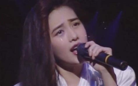 工藤静香年轻时一组海边写真，身材真的是一级棒，俘获男神妥妥的都能