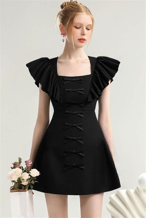 Chic Slim Square Dress Bellamoda