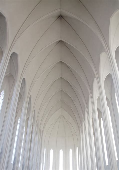 무료 이미지 건축물 구조 건물 아치 기둥 성당 예배당 예배 장소 인테리어 디자인 통로 대칭 둥근 천장 일광 3266x4645 9573