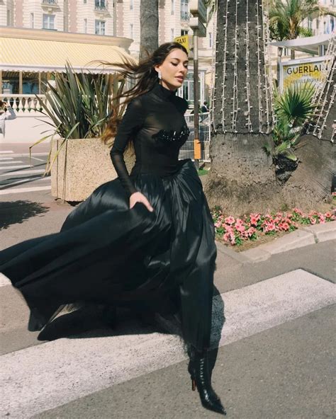 Dilan Cicek Deniz Went To Cannes Her Bold Style Was Much Talked About
