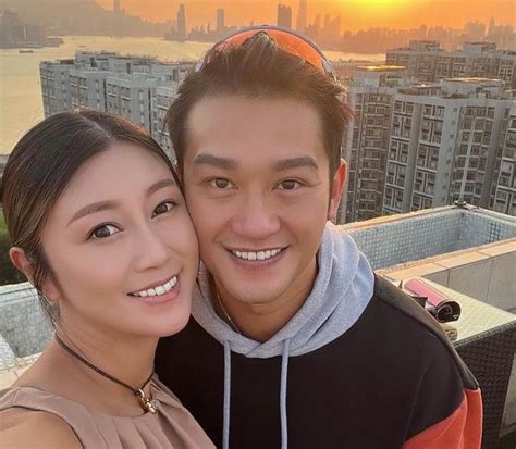 恭喜！香港知名女星怀孕十个月临盆在即，晒妊娠纹吓坏网友郭思琳香港新浪新闻