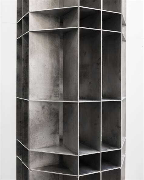 Leibal — Intersect Column 250