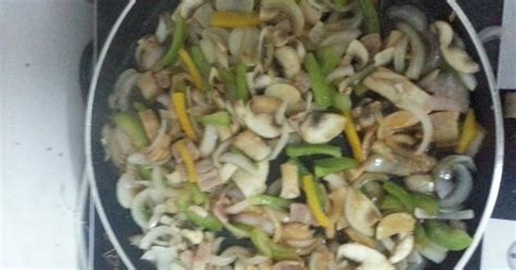 치즈와 베이컨을 넣은 버섯양파덮밥 만들기