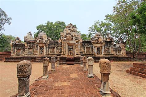 สด๊กก๊อกธม ปราสาทหินแห่งสระแก้ว ใหญ่สุดในภาคตะวันออก