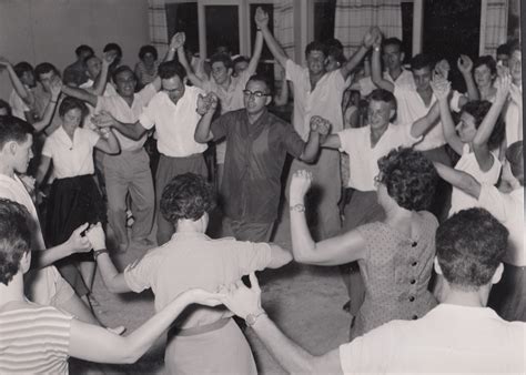 Dancing the Hora | JewishBoston