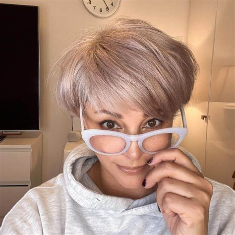 梅宮アンナさんのインスタグラム写真 梅宮アンナinstagram「皆様おはよう御座います 昨日は、ライブご視聴有難うございました 使用