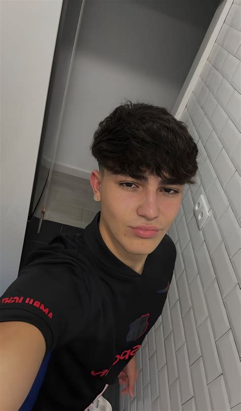 Hombre Guapo Jovenes
