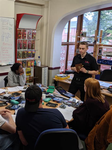 Locksmith Training Courses England Become A Locksmith Elcas