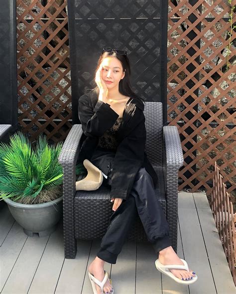 Han Ji Euns Feet