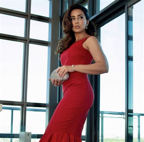 Ushna Shahs Latest Pictures From Vienna Invite Public Backlash