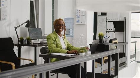 Company Employee Using Data Analytics And Statistics Royalty Free Stock Photos Data Analytics