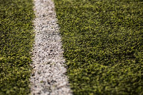 축구 스포츠 축구 축구장 팀 스포츠 텍스처에 대 한 녹색 잔디 패턴입니다 그것에 스트라이프 화이트 초점을 닫습니다 0명에 대한 스톡 사진 및 기타 이미지 Istock